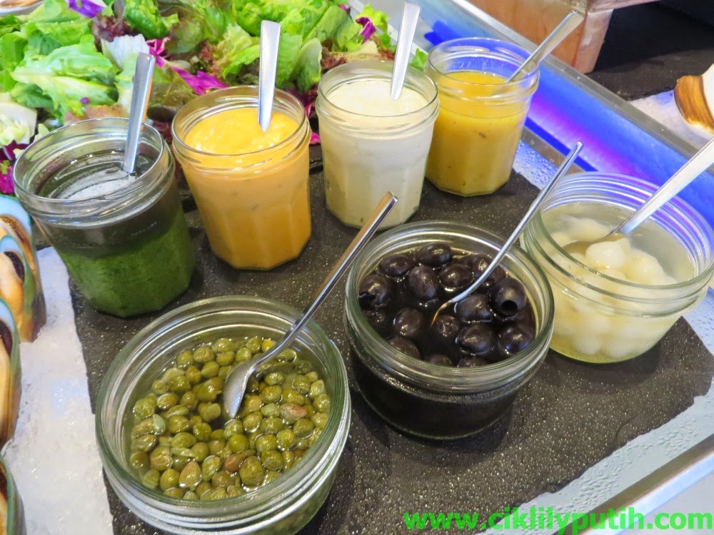 CikLilyPutih The Lifestyle Blogger: Buffet Ramadhan 2014 Di ALOFT Hotel ...