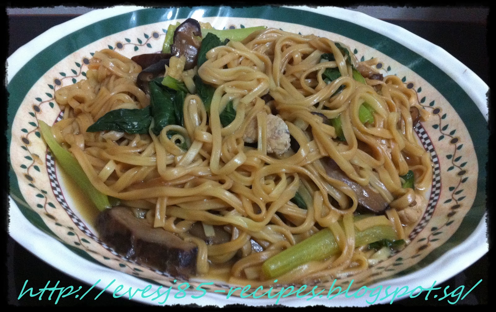 Eve aka 淑君 secret collection of recipes: E-Fu Noodle(Serves two)