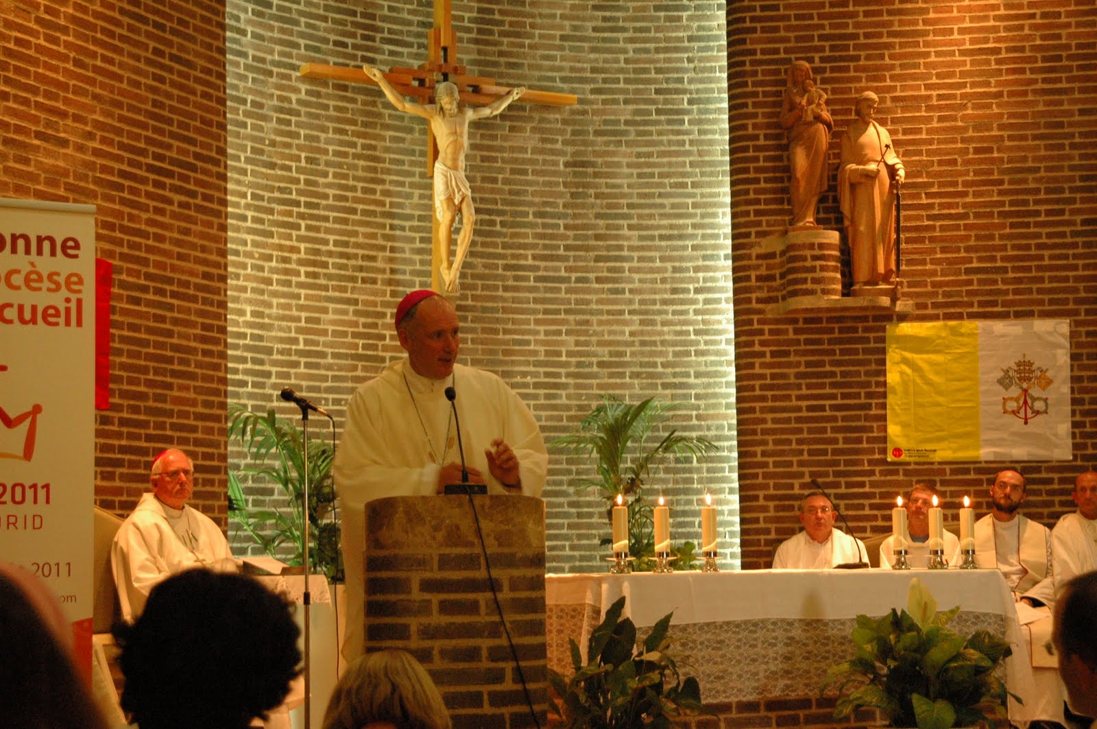The Journey of a Bishop: Cardinal Ambrozic Funeral Details - New Photos ...