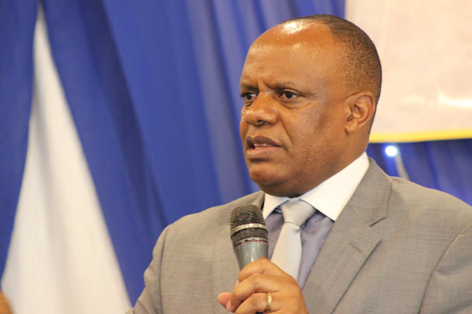 Gallery Of Pictures - Minister's Profile - Apostle Alexander Chisango