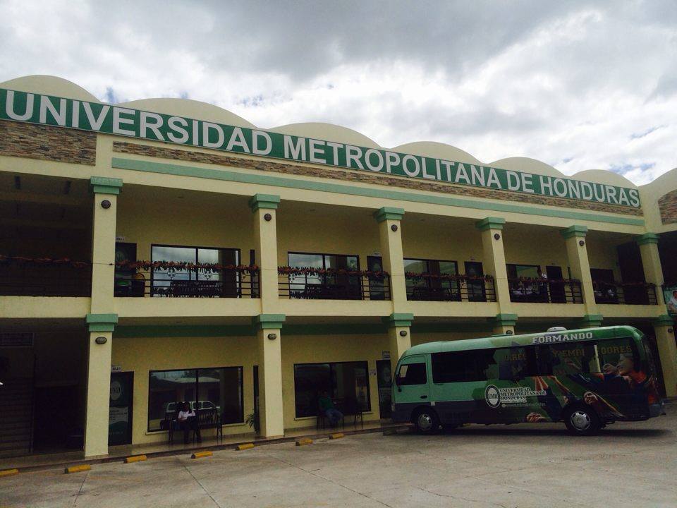 - LANZAMIENTO DE NUEVAS CARRERAS Y MAESTRIAS EN SANLORENZO UMH