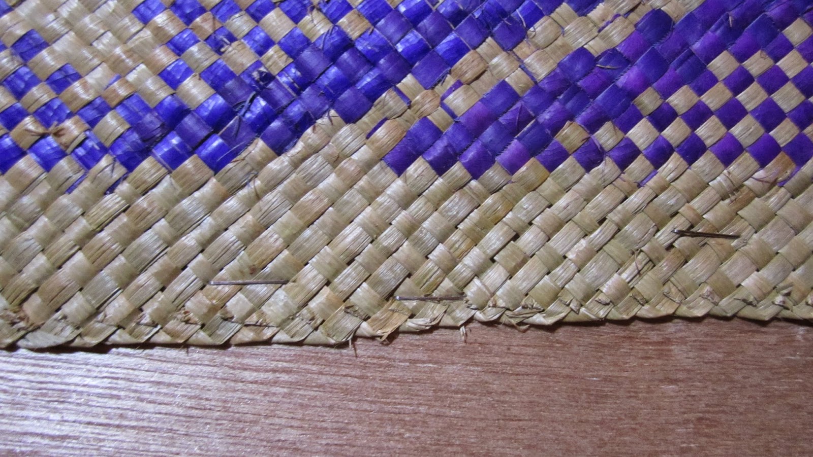 brandylovesvintage: diy: from humble banig to large-scale wall art