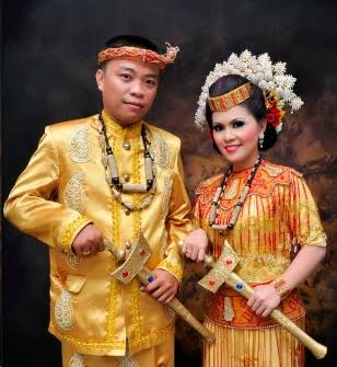 " SANGGAR NUSANTARA DOT COM " | Jakarta: Sewa baju pengantin BUGIS ...