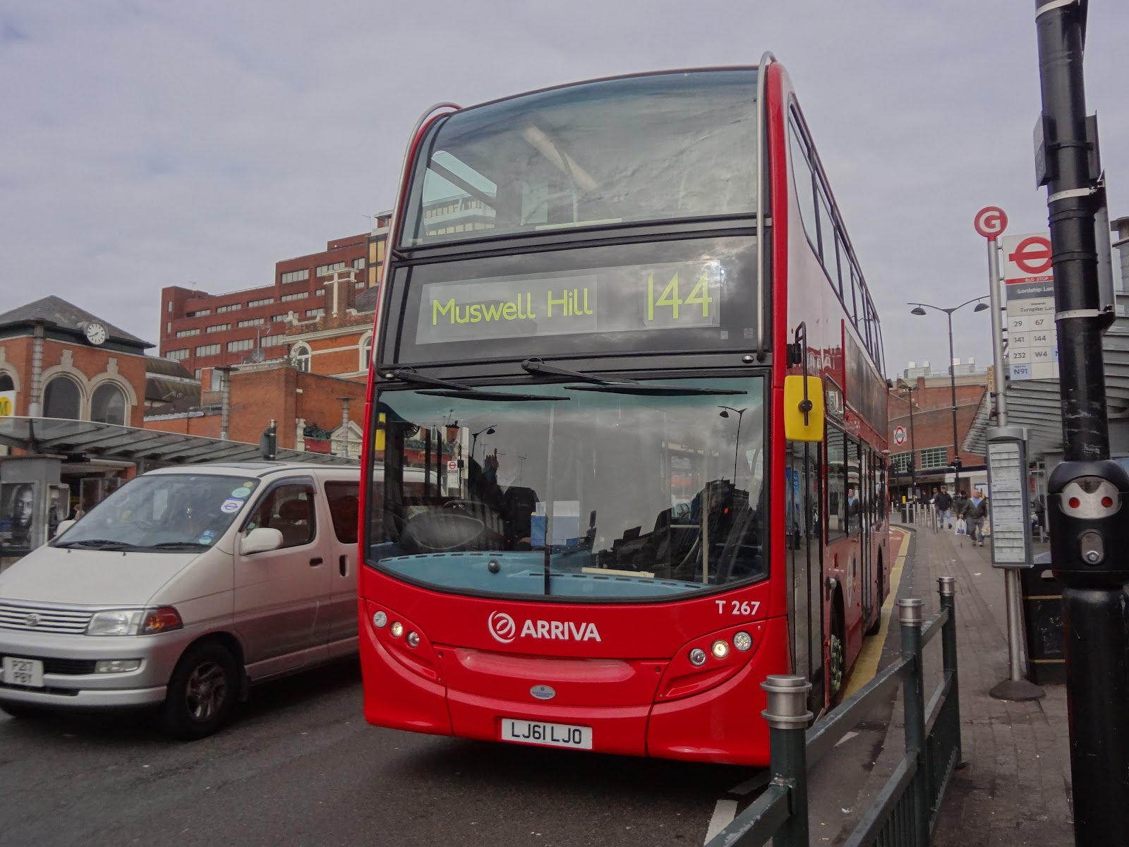 We're on Alloverlondonbusblog.blogspot.com: Route 144 New Buses Finally ...
