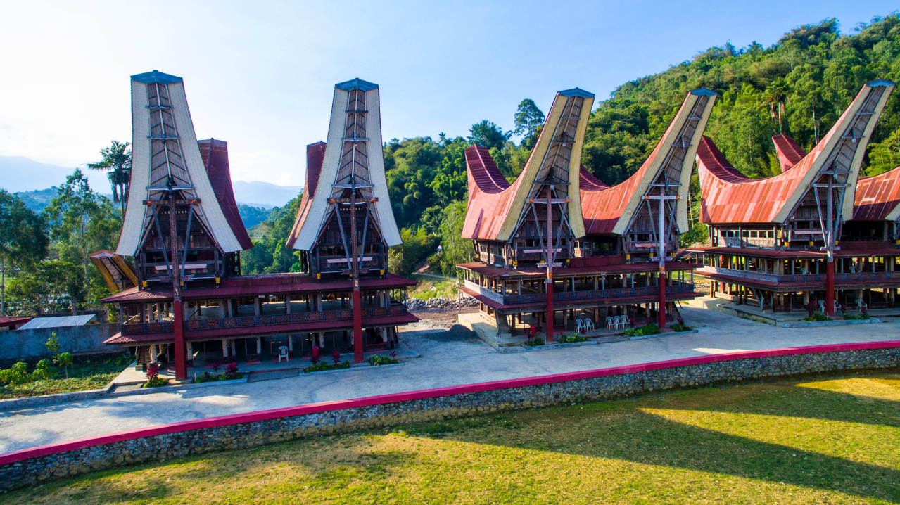 Wisata Museum Ne' Gandeng dan Foto Galery - Tana Toraja