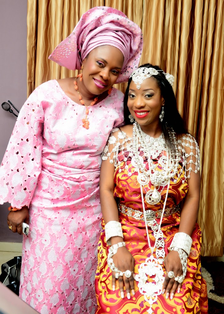 OUR YORUBA TRADITIONAL WEDDING PHOTOS + VIDEO - SISI & BOBO ...
