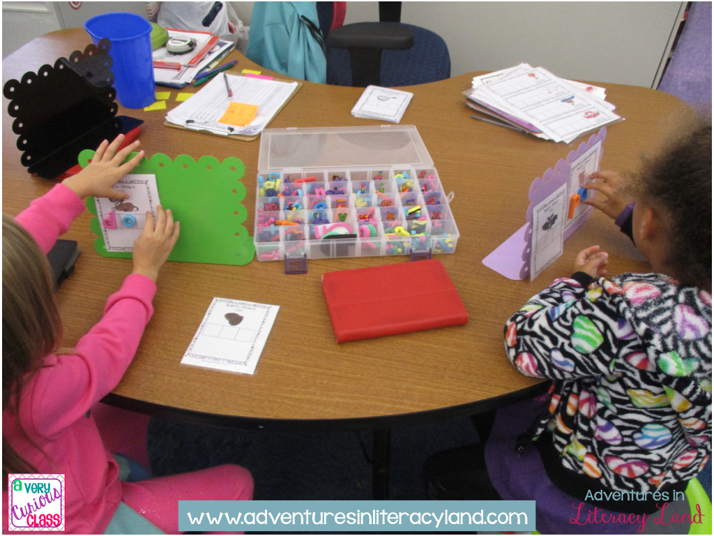 Reading Centers: A Couple Ideas | Adventures in Literacy Land