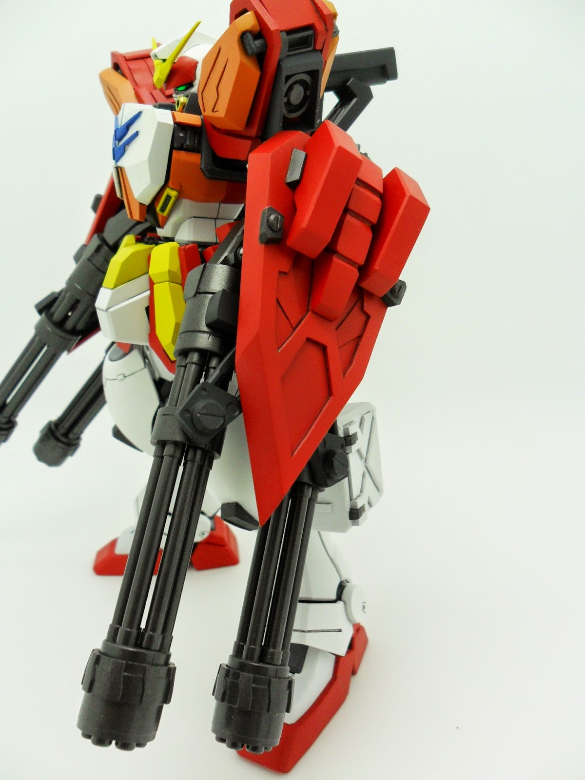 Custom Build: 1/100 Gundam Heavyarms Custom Fantasy Ver.