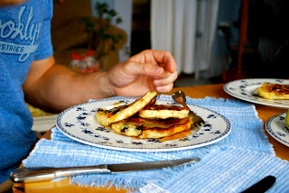 my madeleine: Blueberry Pancakes