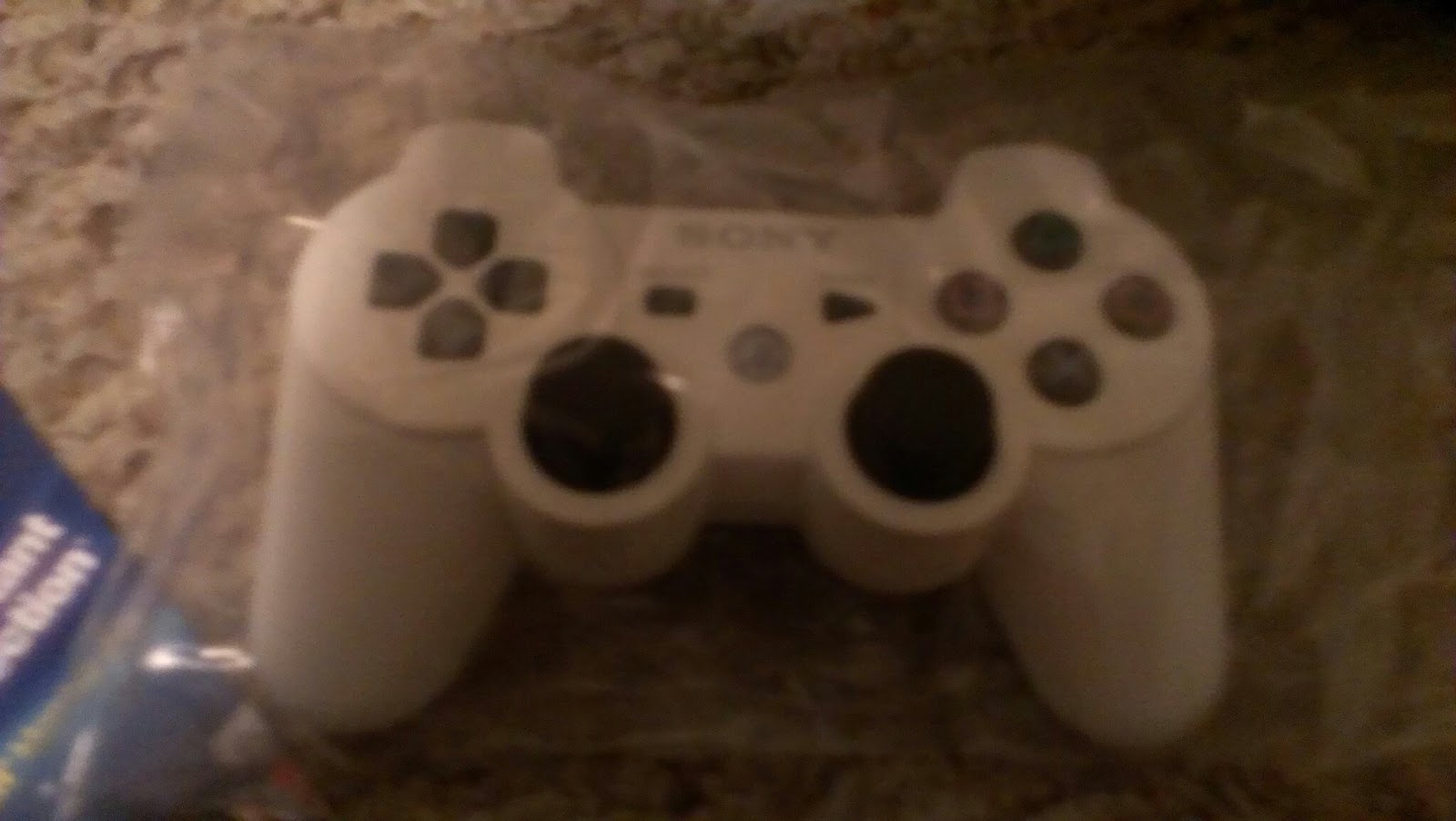 The Vaunted Gamer: New PS3! Checkout the Crystal White PS3.