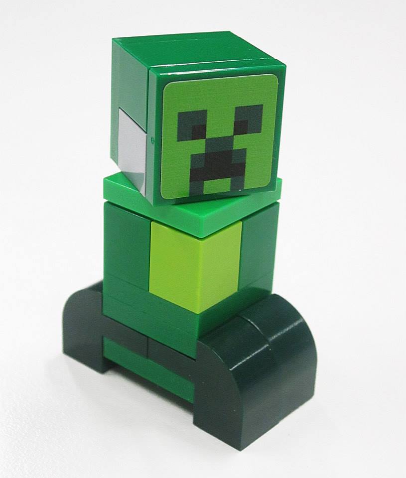 The Brickverse: Minecraft goes minifigure scale