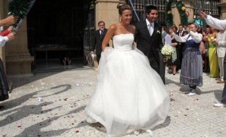 Red Carpet Wedding: Alex Ubago and Maria Alcorta - Red Carpet Wedding
