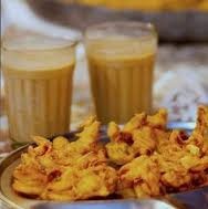 Rocks and Sand: Rain, tea and pakora