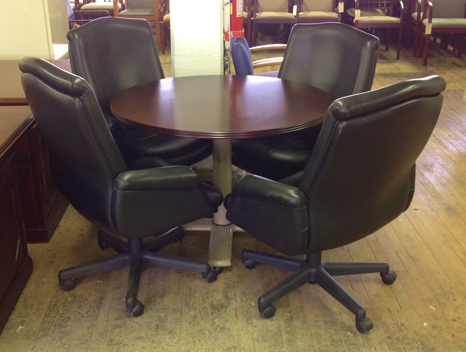 Net 5 Seconds Office Furniture: TABLES