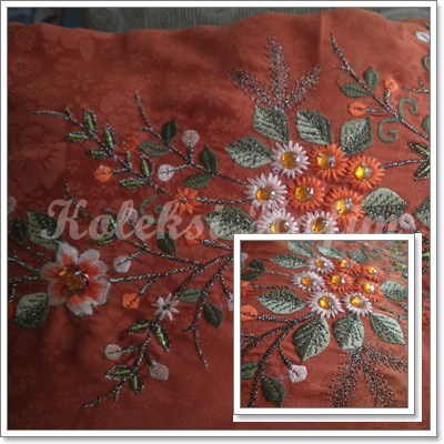 Koleksi Hafim: Kain Sulam Daisy