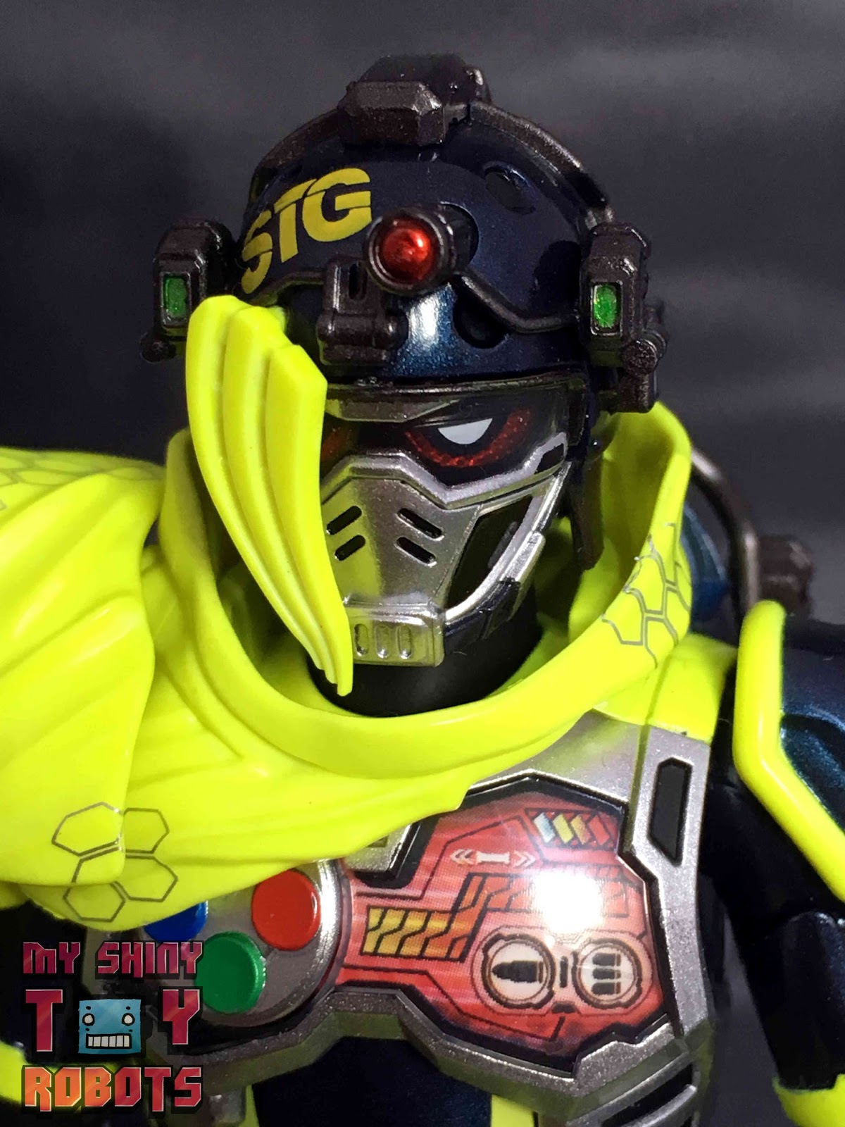 My Shiny Toy Robots: Toybox REVIEW: S.H. Figuarts Kamen Rider Snipe ...