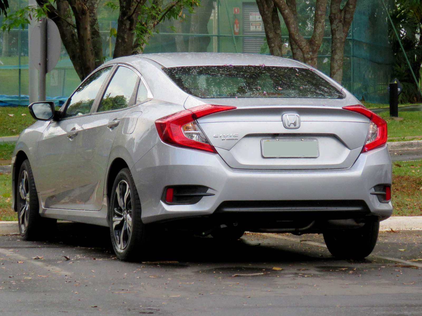 Honda Civic 2017 EX 2.0 CVT: custo x benefício equilibrado