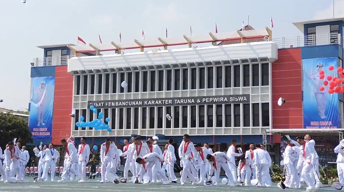 8 Universitas Terbaik di Semarang Akreditasi A Terbaru - Pakcikgo