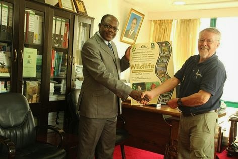 THE WORLD FAMOUS ZOOLOGIST AND WILDLIFE PHOTOGRAPHER MR. DICK PERSSON ...