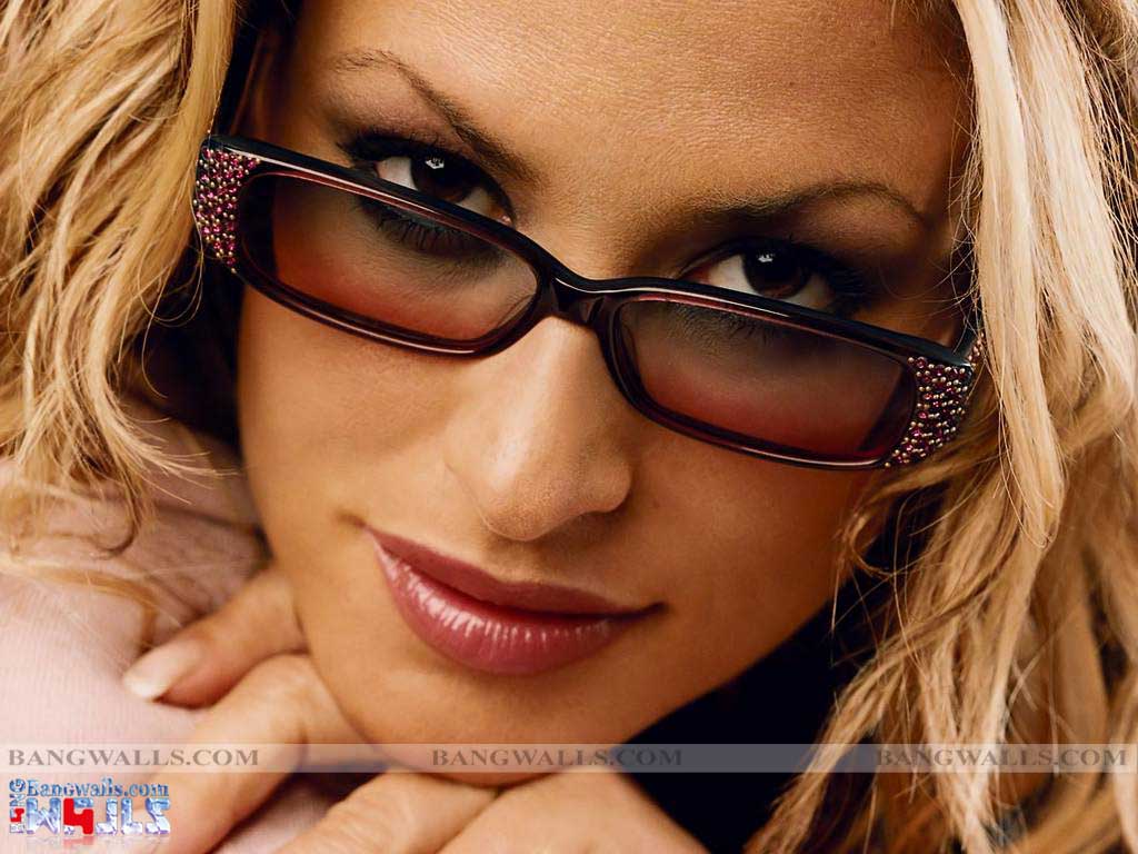 Ihwalls.com | World Of Wallpapers: Anastacia Hot Photoshhot ...