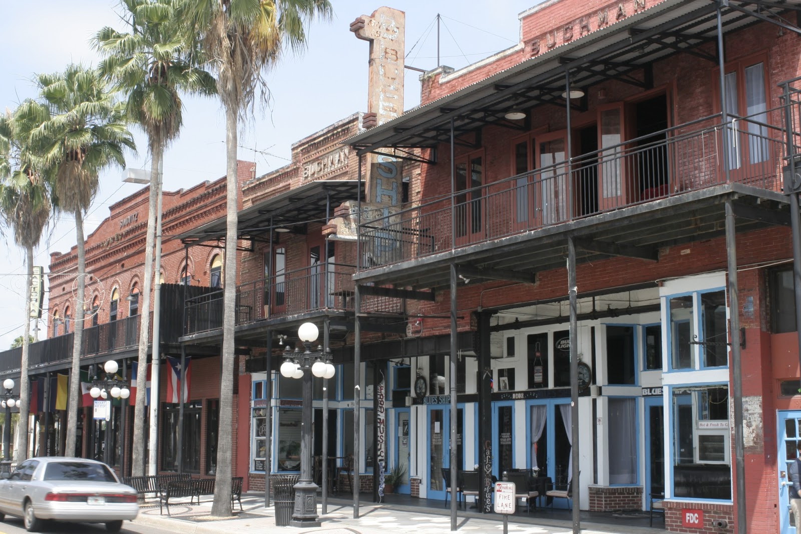 The Bussell Clan: Trip to architectural Ybor
