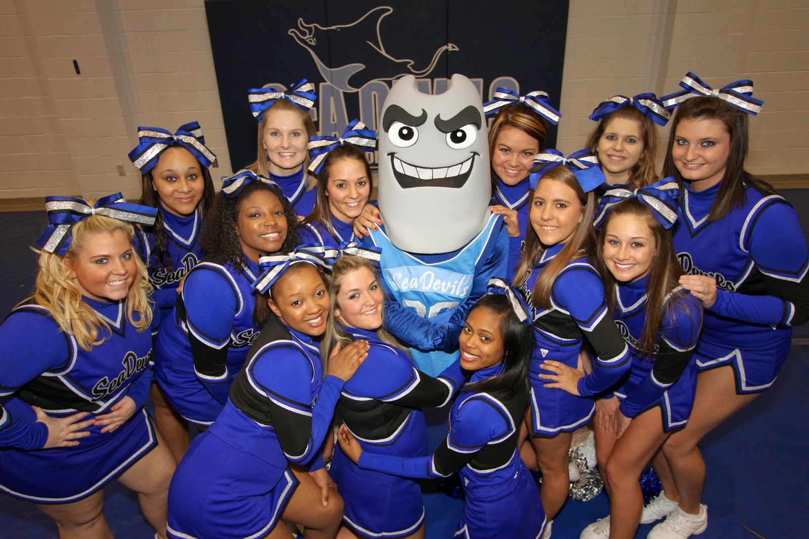 The Return of Arthur White: 910-541-3466