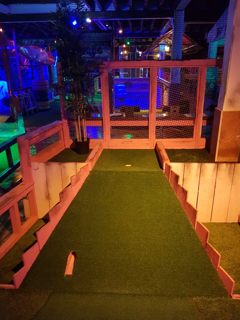The Ham and Egger Files: Crazy Golf at Roxy Ball Room in Manchester