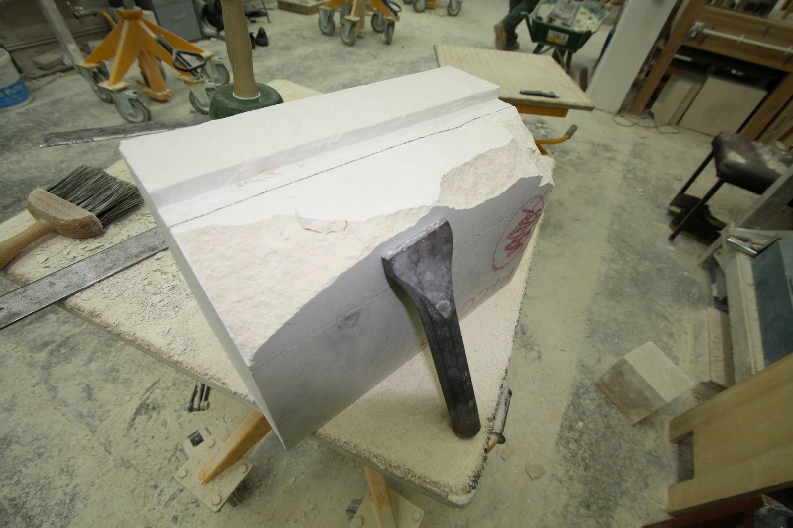 Lindy Weston: The Principle of Stone Cutting