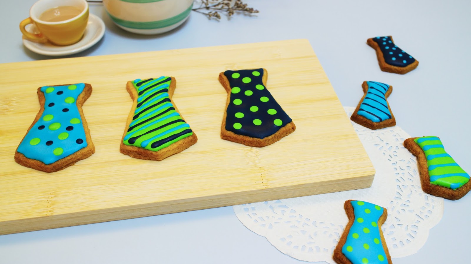 ~ bizarre island ~: Necktie Shortbread Icing Cookies