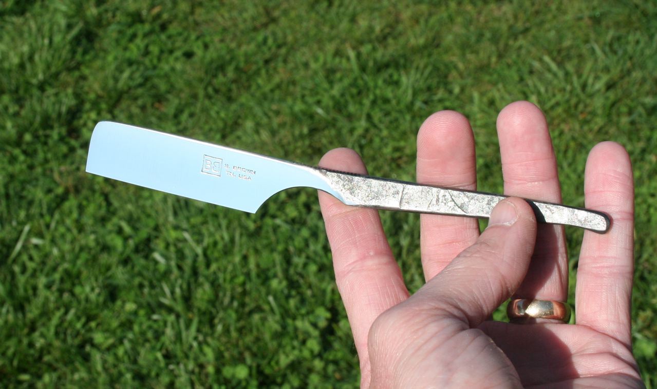 A Razors Tale: 6/8 western grind fixed blade