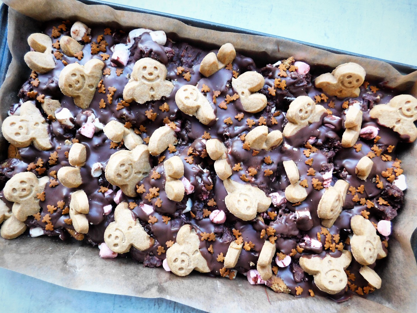 Gingerbread Men Rocky Road | Foodie Quine - Edible Scottish Adventures