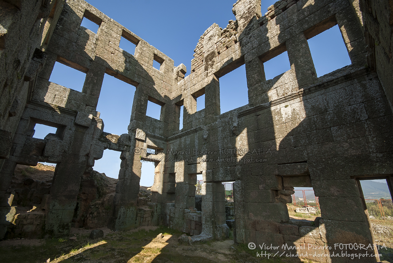 Ciudad-dormida: Torre romana de Centum Cellas, Colmeal da Torre ...