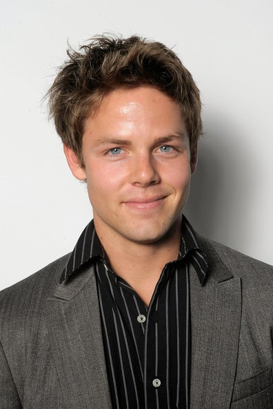 Los Ojos del Espectador: Lachlan Buchanan
