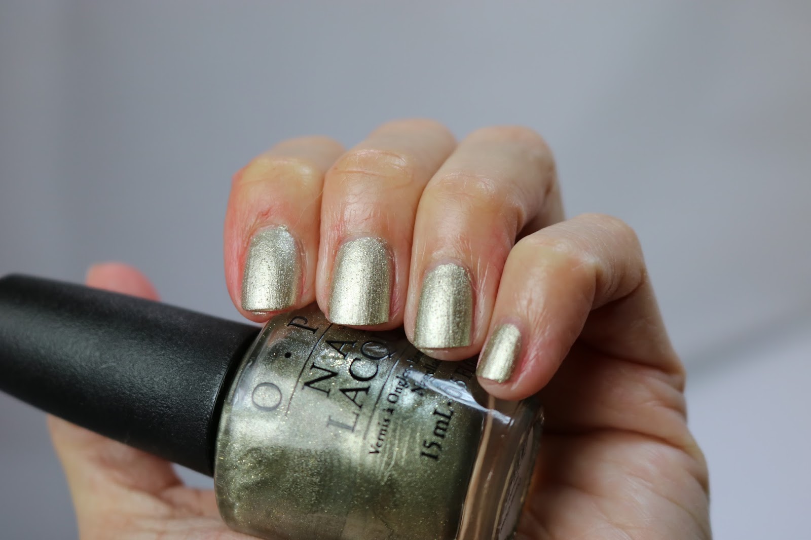OPI Winter 2015: Starlight Collection Swatches, Review - The Shades Of U