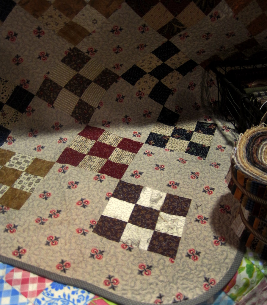 A Sentimental Quilter: I Love Nine Patches