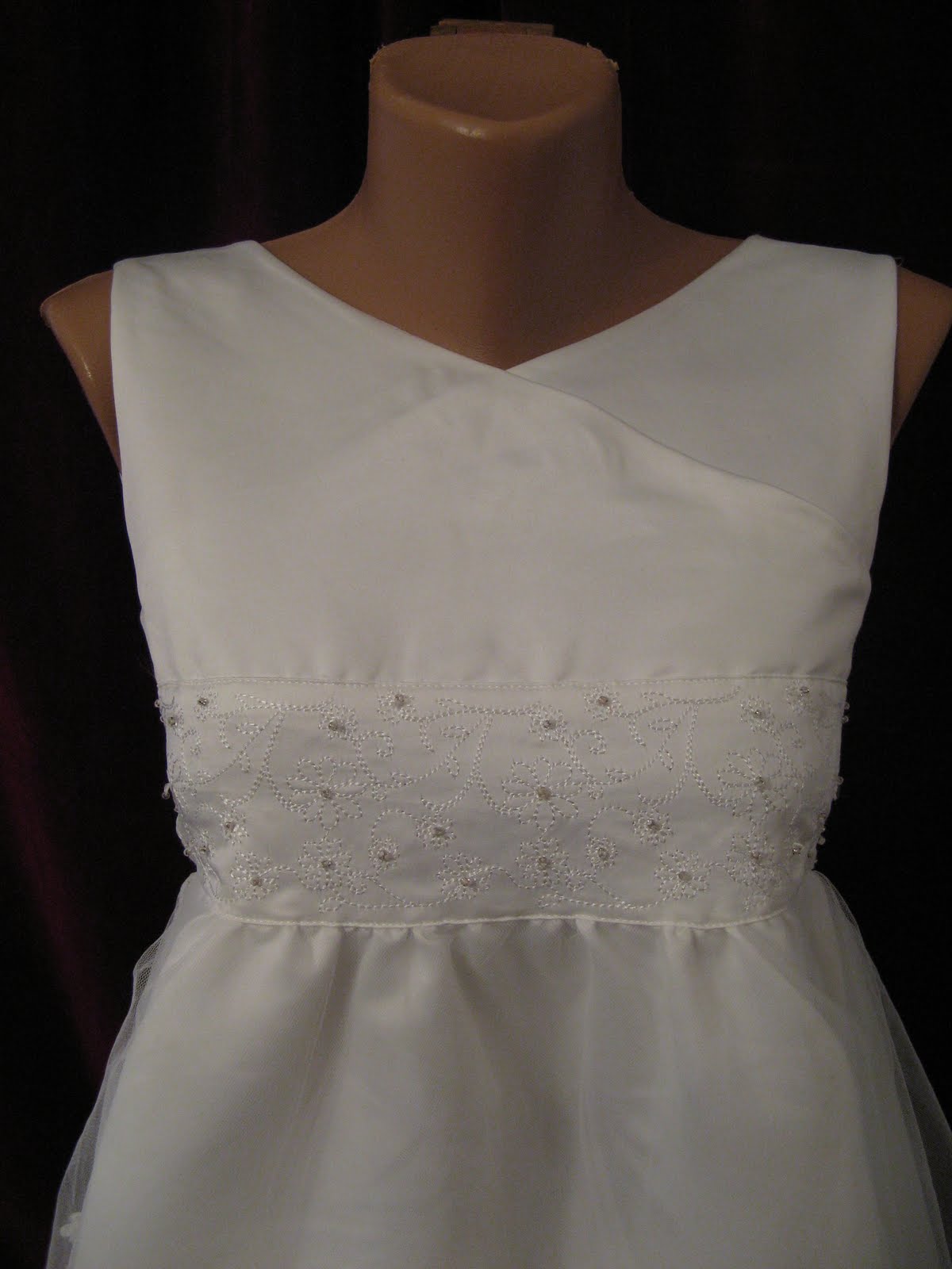 Arta Vintage: cod 237, Rochie alba, copii, disponibil