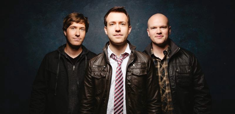 Hawk Nelson - Live Like You're Loved (Lyric Video) - SOUND IN THE SIGNALS