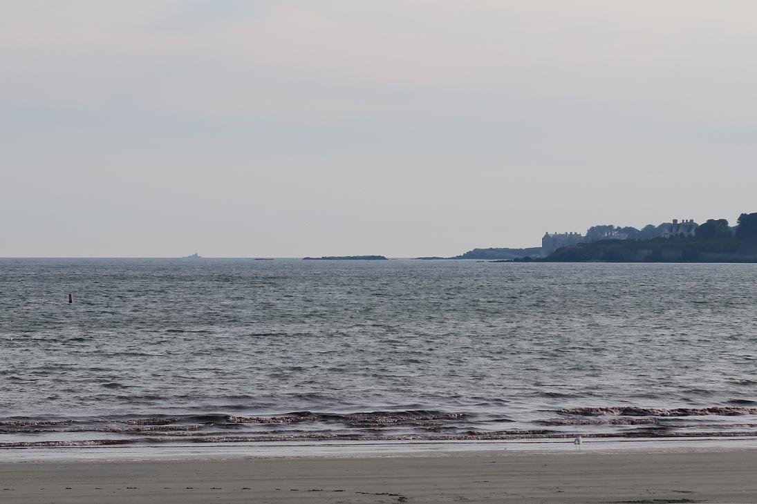 Chant du Départ: On the Coast