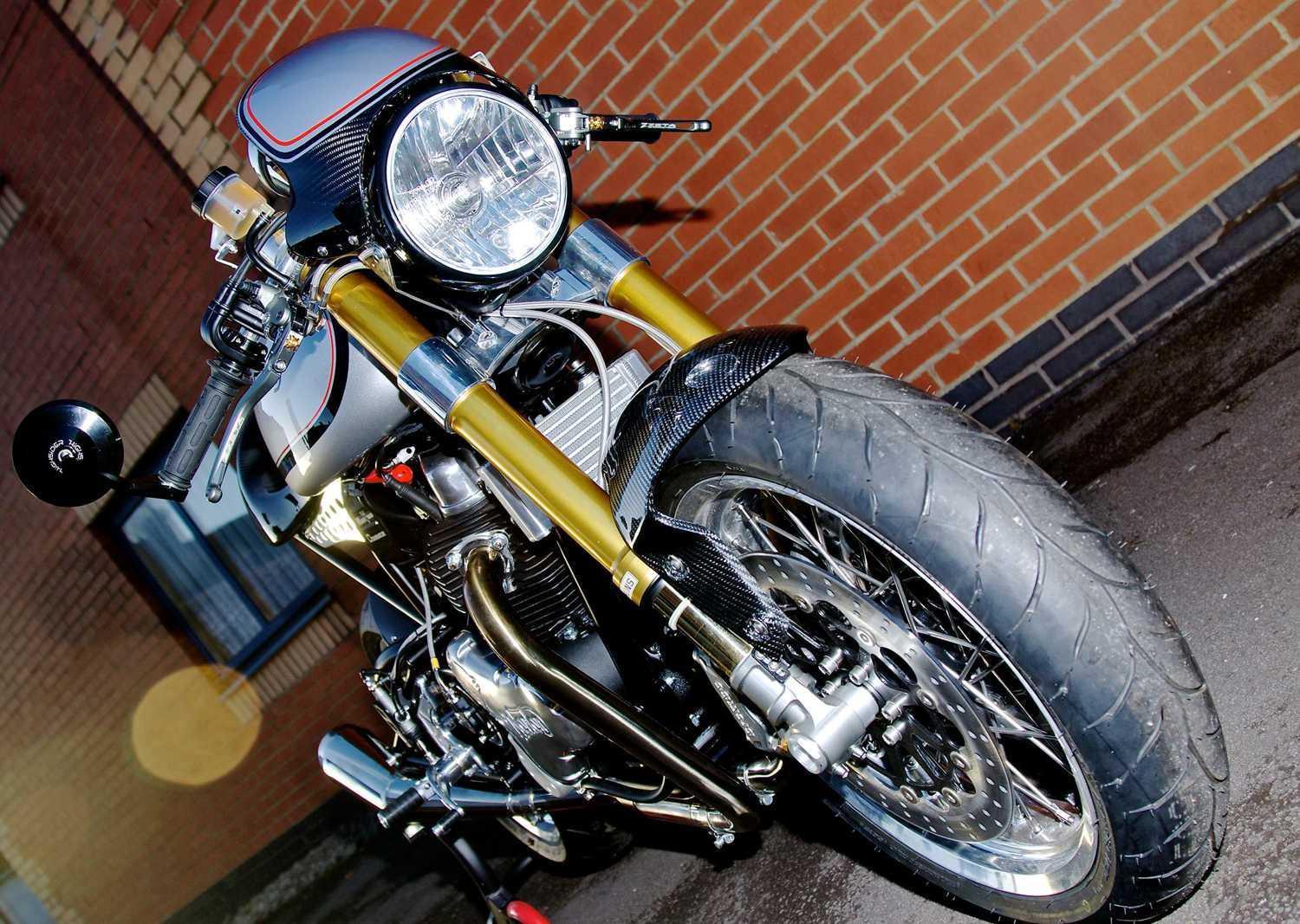 NORTON 961 DOMINATOR MANXMAN - RocketGarage - Cafe Racer Magazine