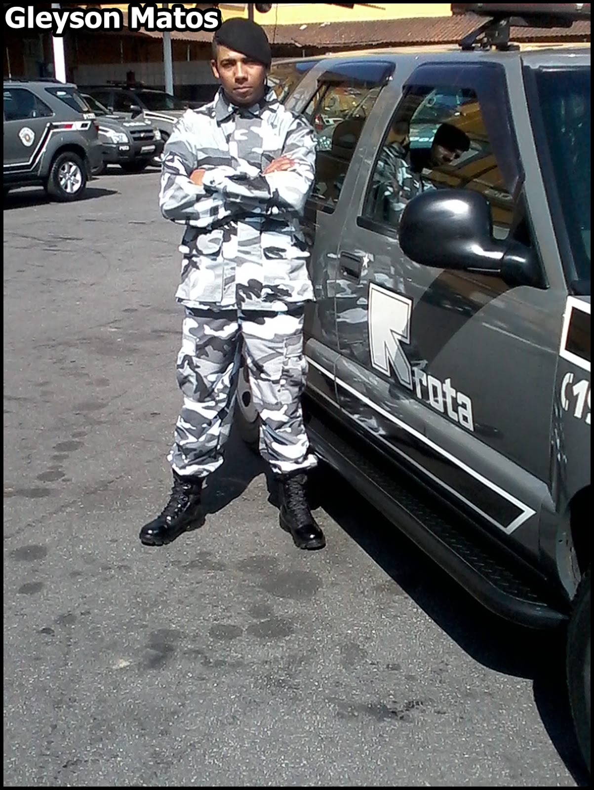 GAPFAL: Fotos da Equipe GAPFAL em visita ao Batalhão da ROTA