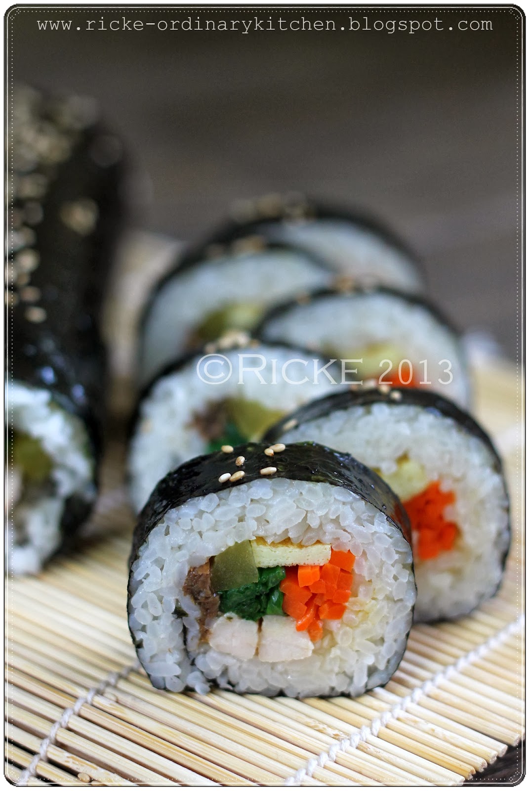 Just My Ordinary Kitchen...: KIMBAP/김밥 (KOREAN DRIED SEAWEED RICE ROLLS)