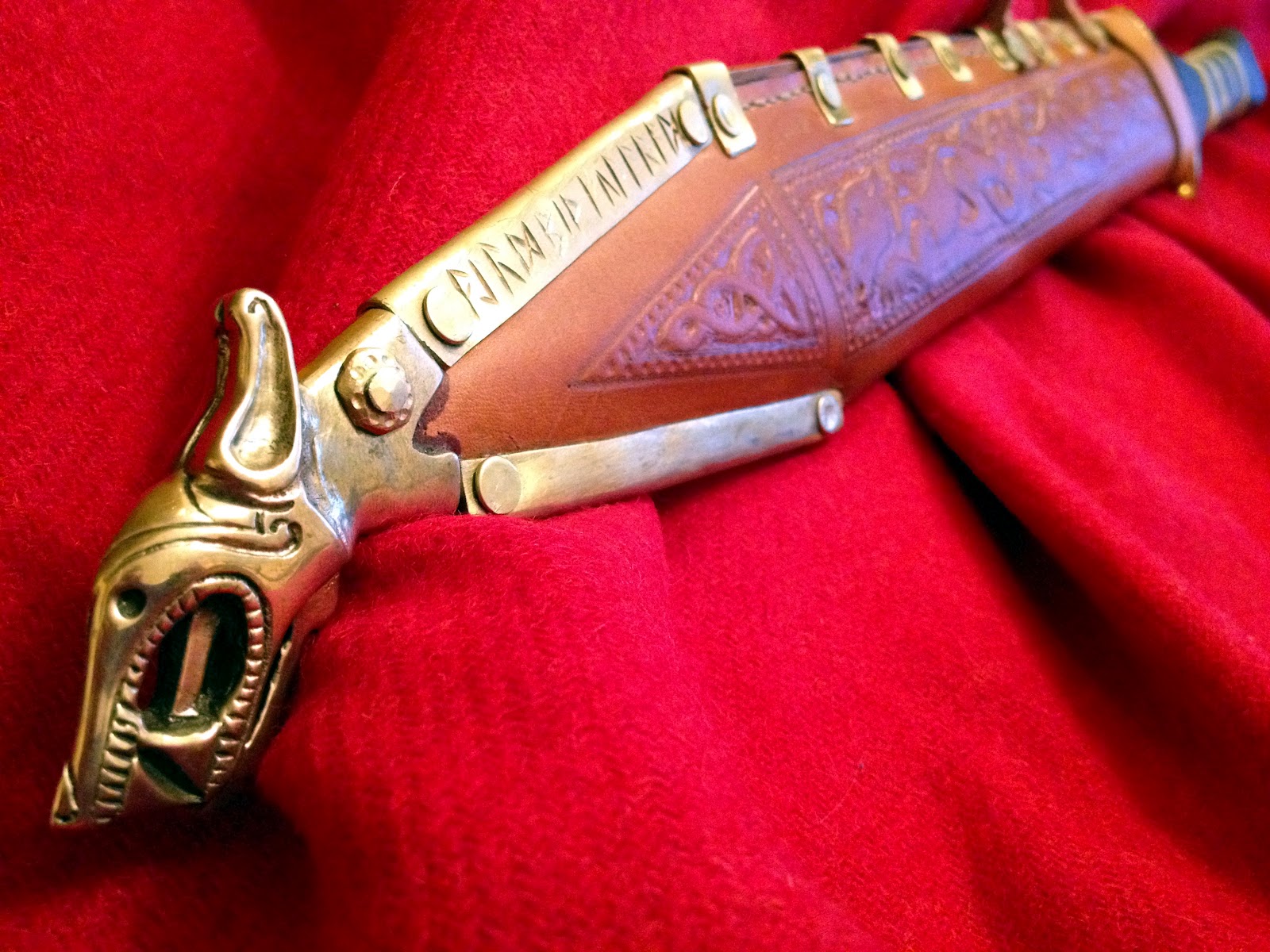 Thegns of Mercia: Læwatan: Staffs Hoard Seax 2