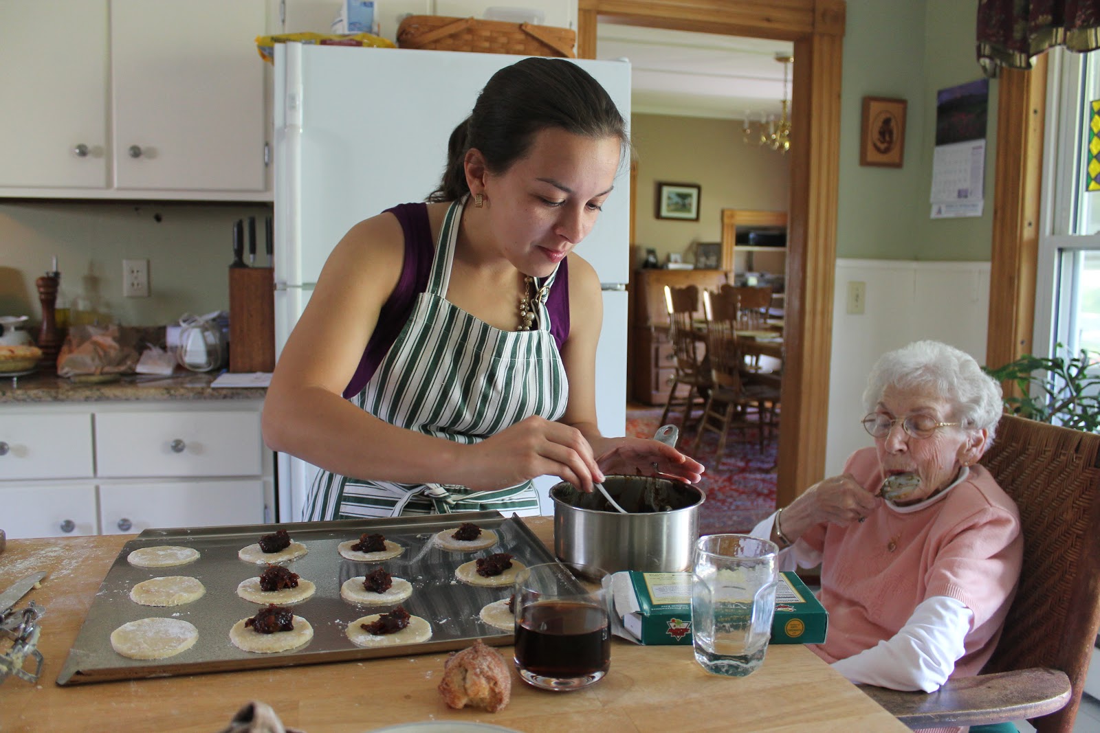 Baking it on My Own: Old Fashioned Date Filled Cookies