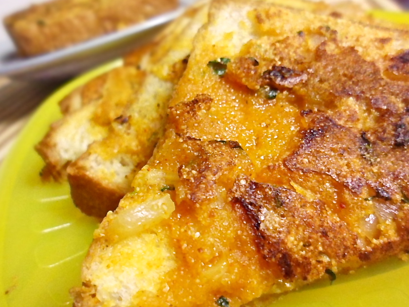 SASI'S KITCHEN: Desi Toast