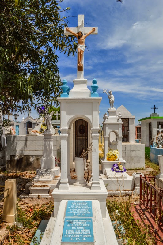 Cementerios de México: Panteón de Tecuala, Nayarit, México.