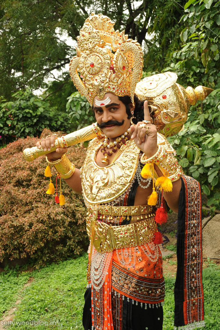 MOVIE STUFF: Srihari new stills in Yamaho Yama