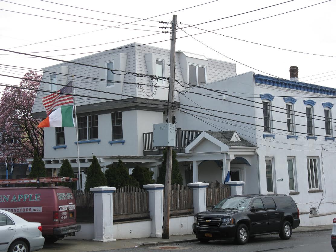 Queens Crap: The Frankenhouse of Maspeth