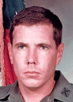 ARTISTAS O GUERREROS: 🎖🏅 HUGH THOMPSON | UN HEROE AUTENTICO | LA ...