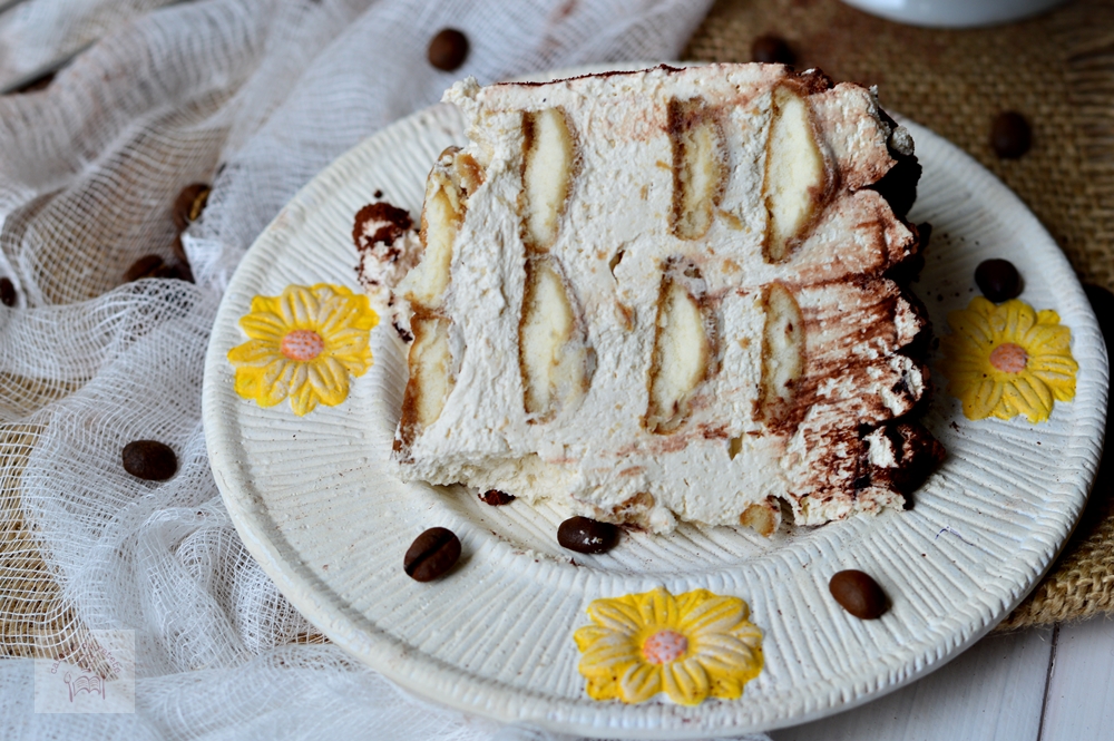 Tort Tiramisu fara oua - CAIETUL CU RETETE