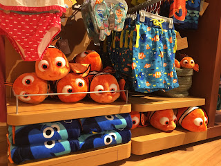 Dan the Pixar Fan: Events: Disney Store Finding Dory Merch Release ...